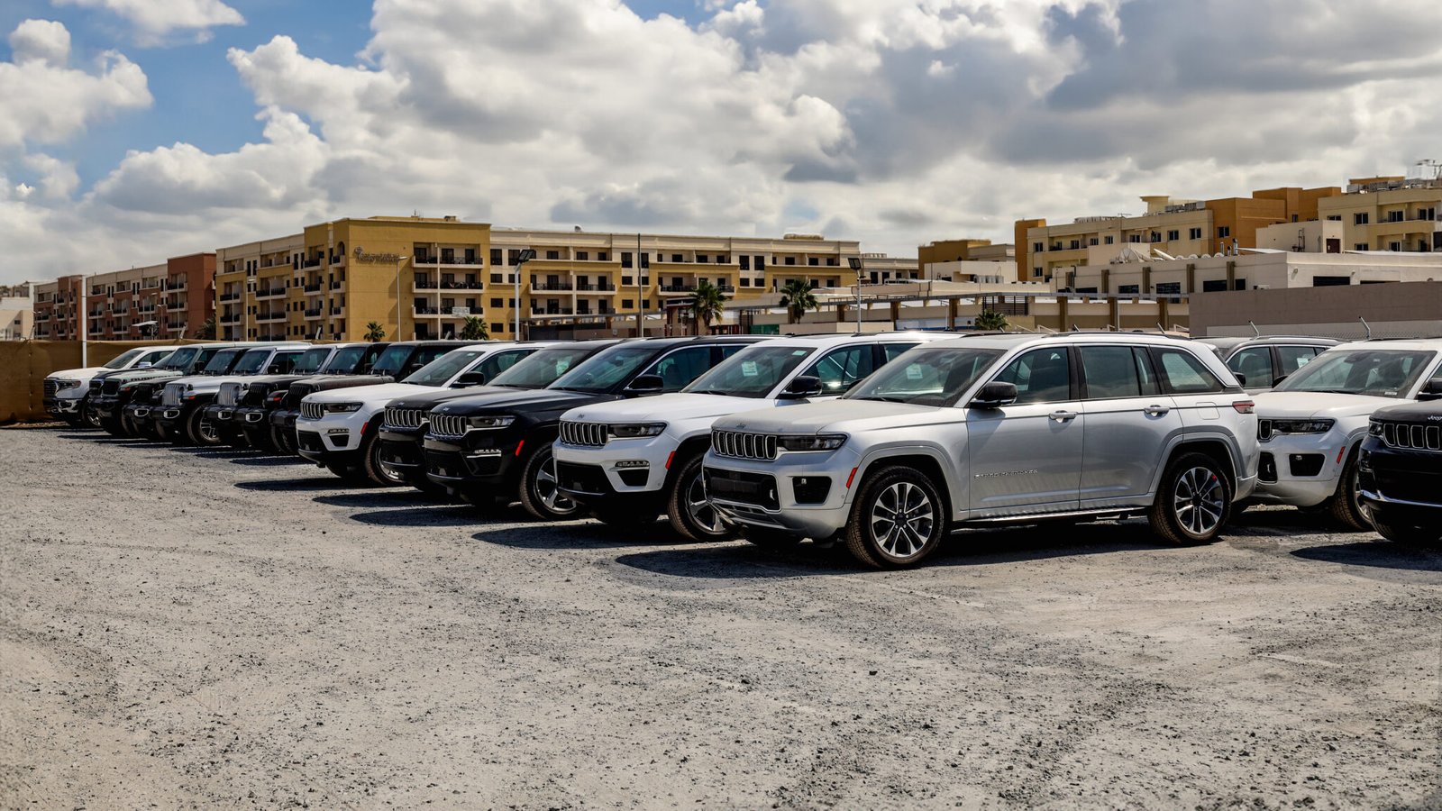 Brand New SUVs By Automax | Jeep | Chevrolet | Cadillac | Land Rover