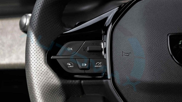 2025 Peugeot 408 GT | Selenium Grey | Automax®