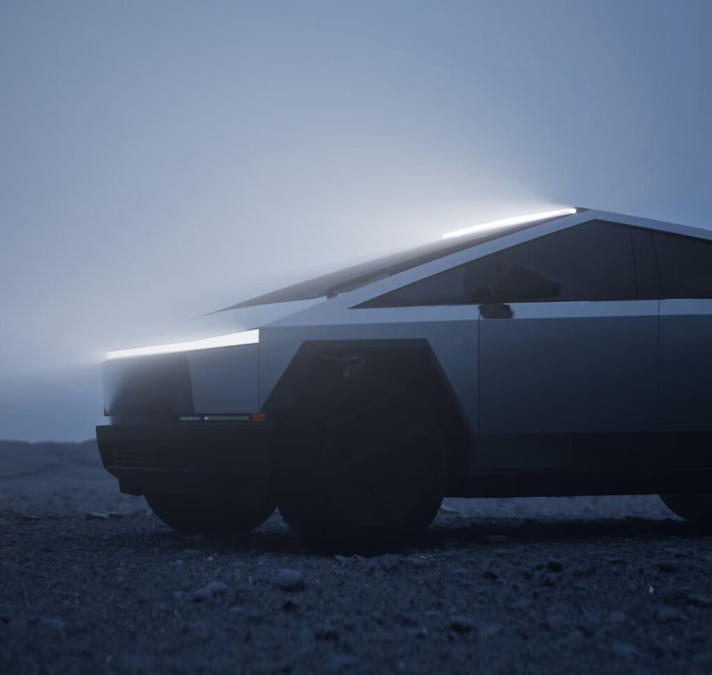 Tesla Cybertruck: Revolutionizing the Pickup Truck Market | Automax®